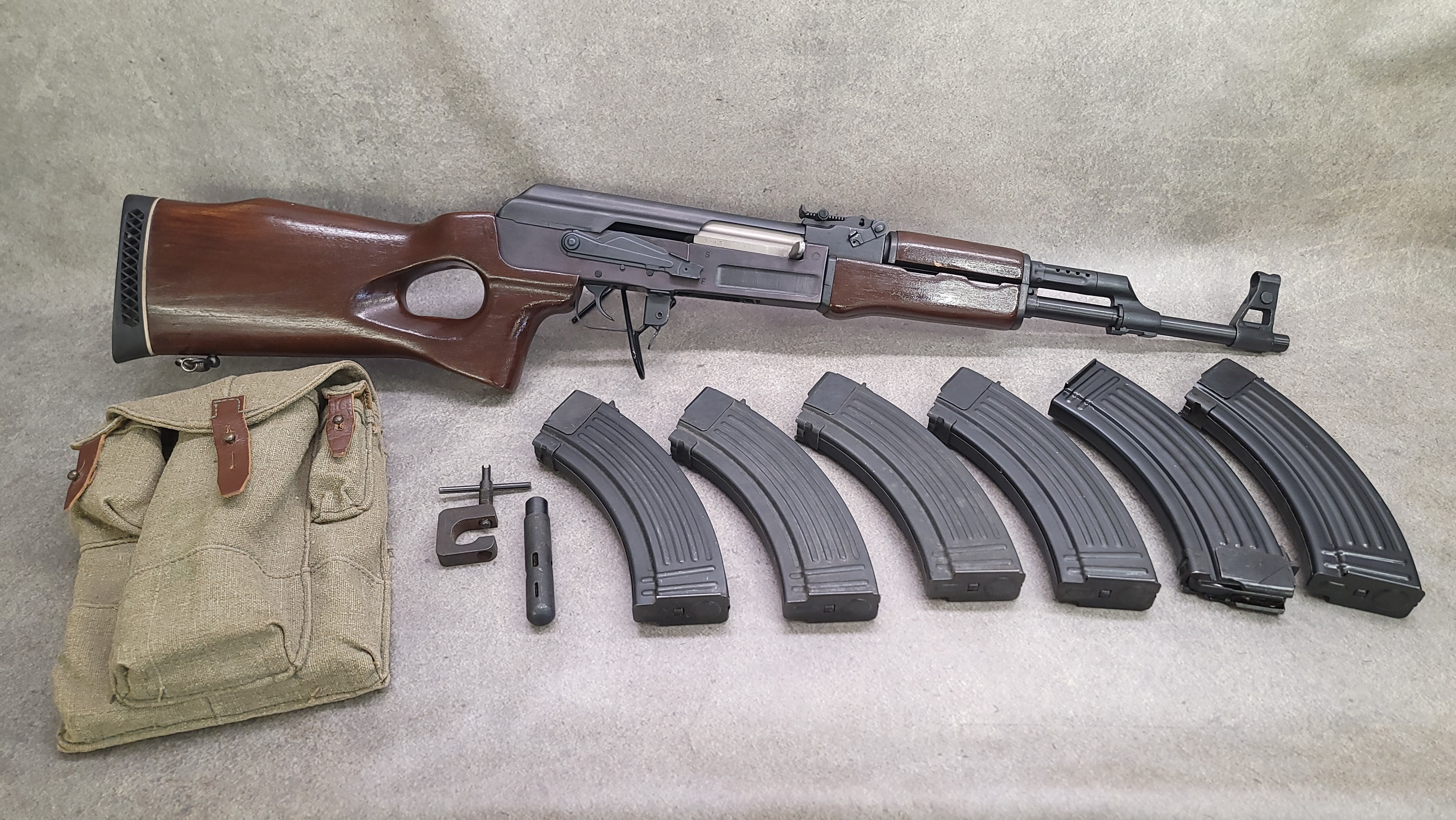 Norinco MAK-90 - 7.62x39 - Milled Receiver - 6 Magazines - Semi Auto ...