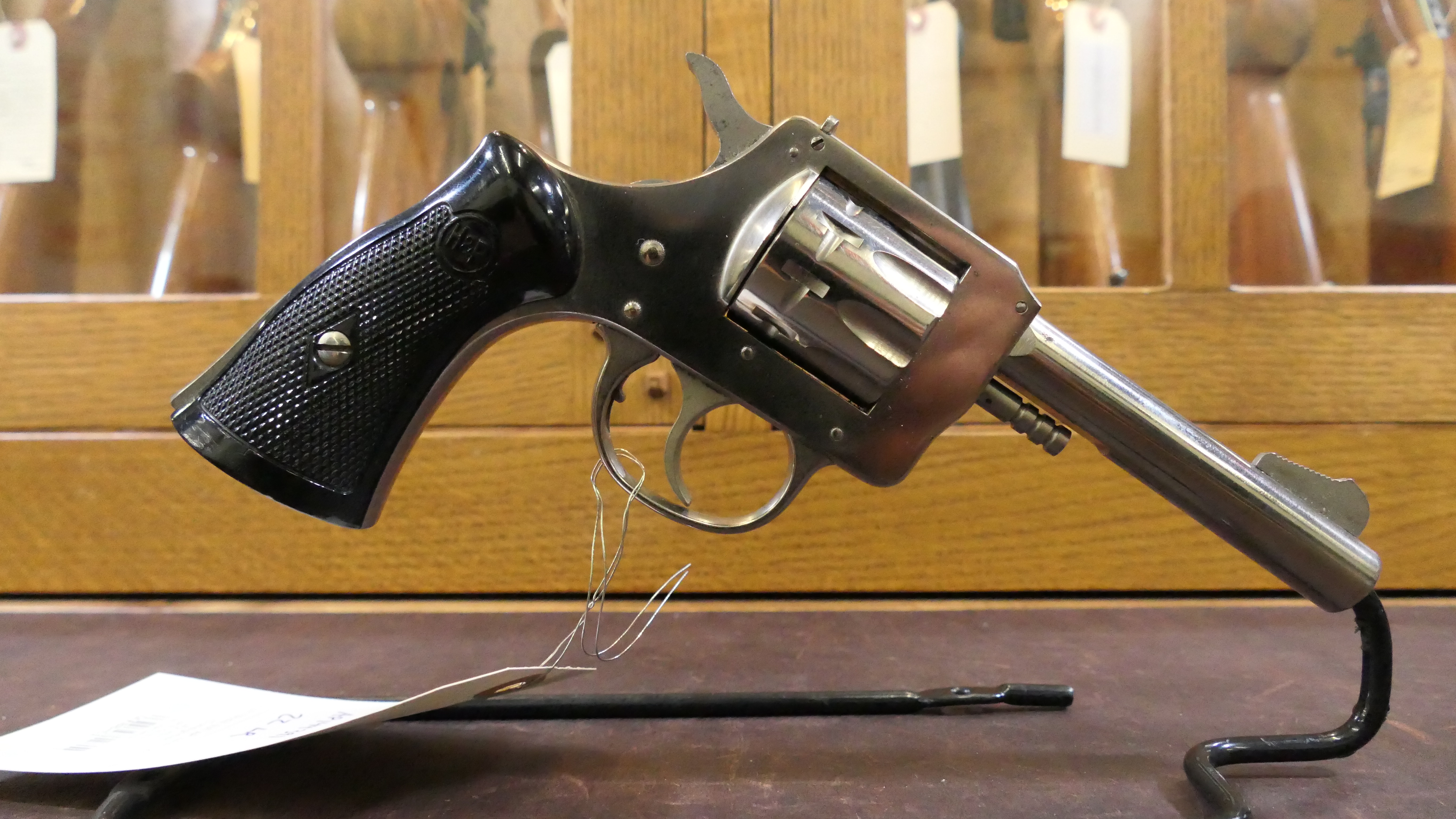 H&R Model 930 – .22 LR – Chrome – 4" DA/SA Revolver – SN# AP144391 ...