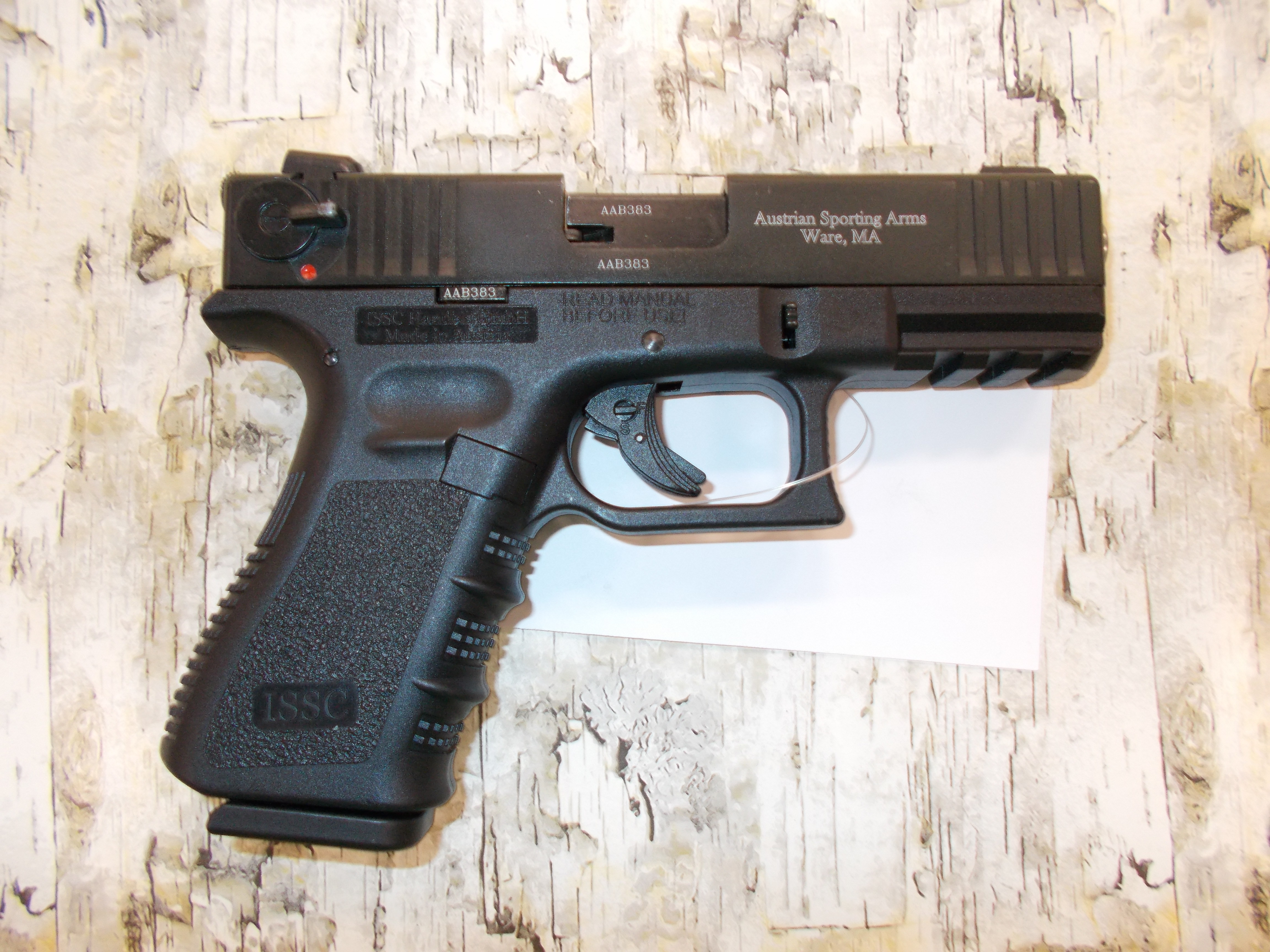 ISSC (AUSTRIA) M22 BLACK FINISH FIXED SIGHTS (2) 10-RND MAGS 4" BBL .22LR W - Semi Auto Pistols ...