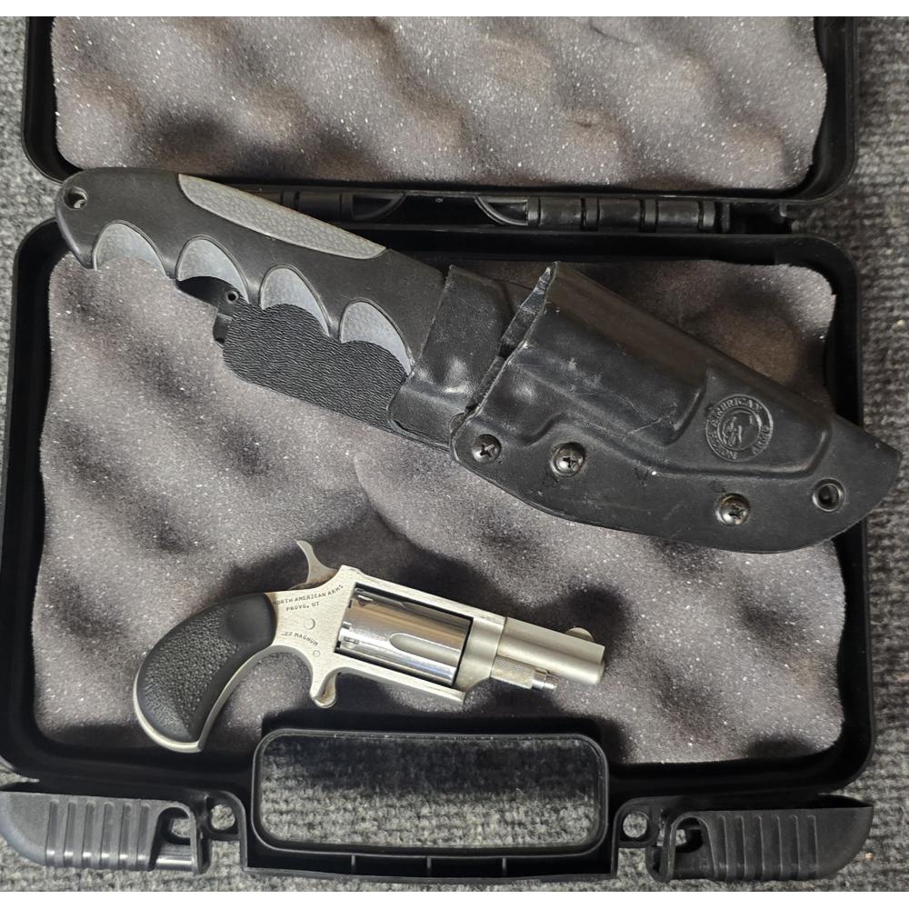 NAA SNAKEBITE REVOLVER 22MAG W/KNIFE